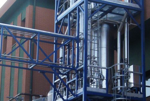 Batch and continuous distillation can both employ cryogenic distillation